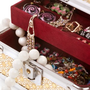 15 Items in Your Home That Are More Valuable Than You Think - ZergNet