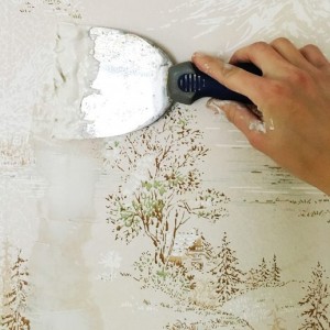 The Easy Way to Paint Over Wallpaper - ZergNet