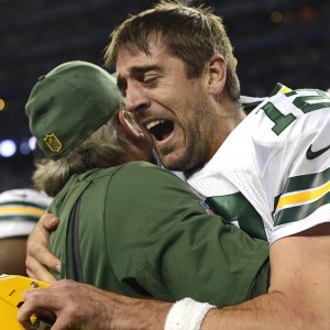 Aaron Rodgers Drew Up Packers' Game-Winning Play in the Huddle - ZergNet