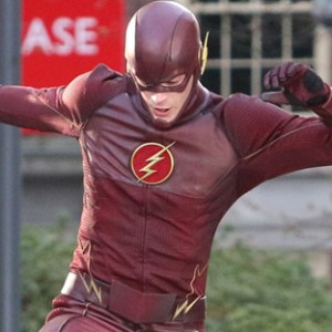 The New 'Flash' Costume Without Lights & Effects - ZergNet