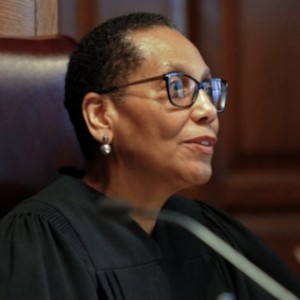 US' First Female Muslim Judge Found Dead in Hudson River - ZergNet