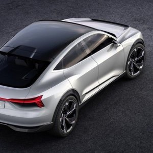 Audi Electric Cars Will Come with Solar Roofs - ZergNet