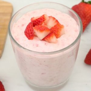 Strawberry Mousse Cups - ZergNet
