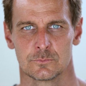 The Tragic Real-Life Stories of These Soap Opera Stars - ZergNet