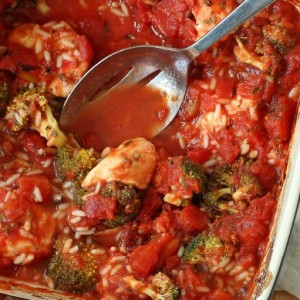 A Chicken and Tomato Casserole That You'll Make Over & Over - ZergNet