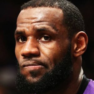 LeBron James Apologizes For 'Jewish Money' Instagram Post - ZergNet