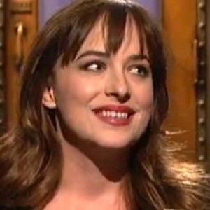 The Most Awkward Moments From Dakota Johnson on 'SNL' - ZergNet