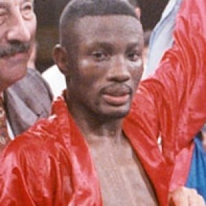 Boxing Legend Pernell 'Sweet Pea' Whitaker Dead At 55 - ZergNet
