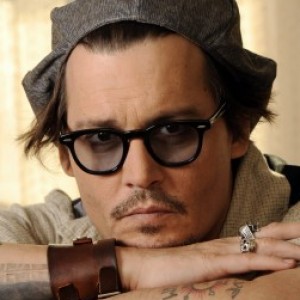 Johnny Depp Injured While Filming 'Pirates 5' - ZergNet