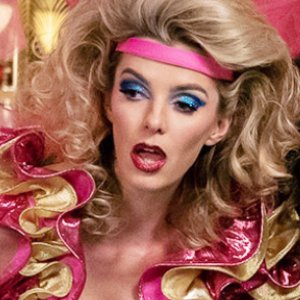 The Untold Truth of 'GLOW' - ZergNet