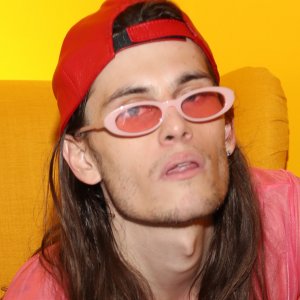 'American Horror Story' Actor Sadly Dies at 27 - ZergNet