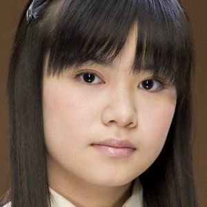 Cho Chang From 'Harry Potter' Grew Up to Be Gorgeous - ZergNet