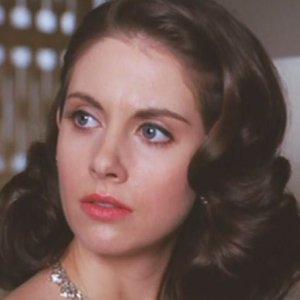 What You Don't Know About the Girl Who Played Trudy on 'Mad Men' - ZergNet