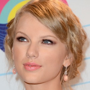 See Who Made People's Most Beautiful List - ZergNet