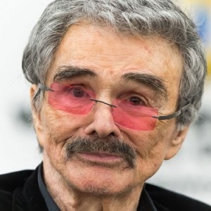 Burt Reynolds' Gaunt Frame Makes Star Nearly Unrecognizable - ZergNet