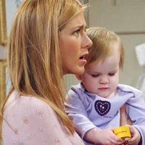 The Twins Who Played Emma On Friends Are Grown Up & Gorgeous Now - ZergNet