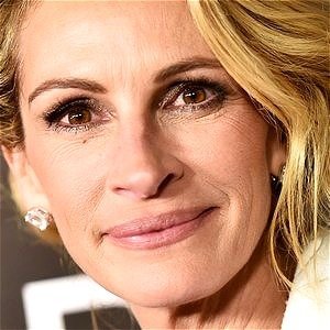 Julia Roberts' Transformation Has Really Been Something To See - ZergNet