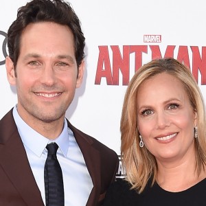 20 Male Hollywood Stars Who Married Regular People - ZergNet