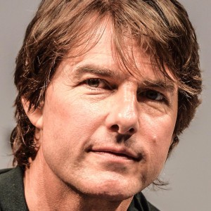 A Look Inside Tom Cruise's Hollywood Hideout - ZergNet