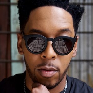 Deitrick Haddon Slams Outrage Over Church Girl - ZergNet