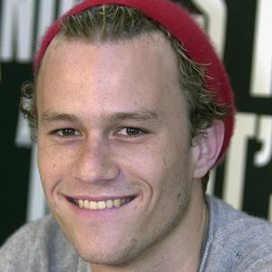 Celebrity Autopsies That Revealed The Most Disturbing Details - ZergNet