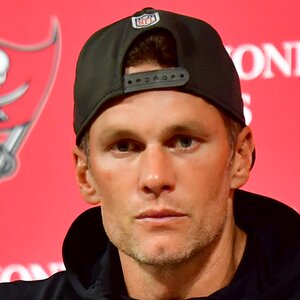 Tom Brady Announces His Official Retirement - ZergNet