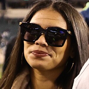 Jalen Hurts' Girlfriend: 5 Facts About Bryonna Burrows - ZergNet