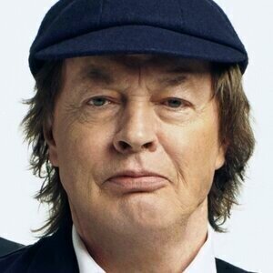 Angus Young Regrets One AC/DC Song - ZergNet