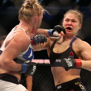 Watch Ronda Rousey's Family React to Ronda Being KO'd By Holm - ZergNet