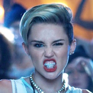 Miley Cyrus Explains MTV VMAs Performance - ZergNet